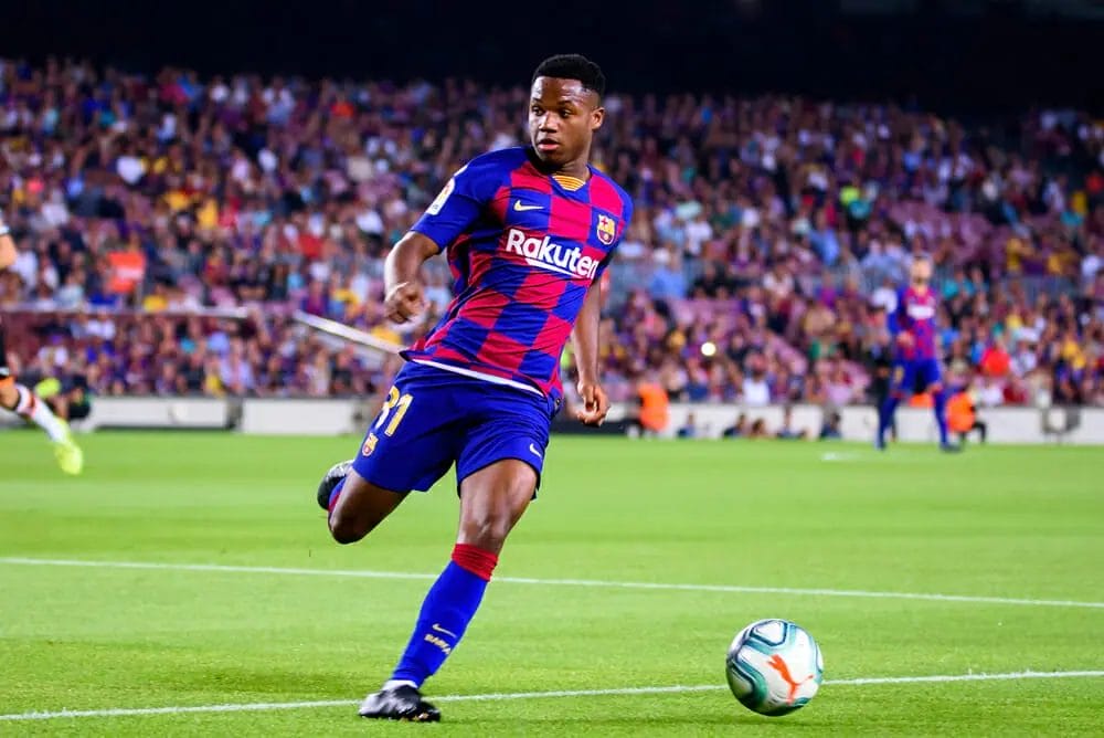 Developing Elite Youth Football Players: Maturation & Injury Risks